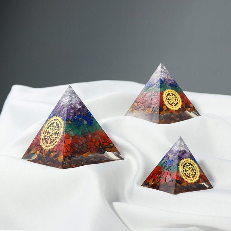 Clear Crystal Pyramid Prism Inner Pyramid - nacrystal.com