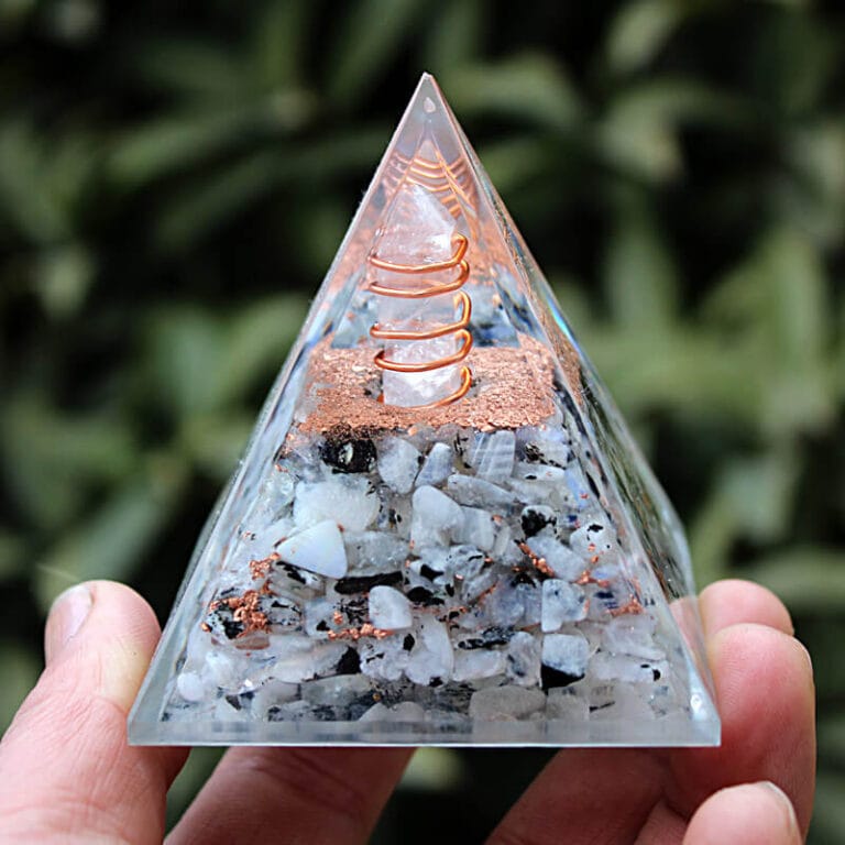 Clear Crystal Pyramid Prism Inner Pyramid - nacrystal.com