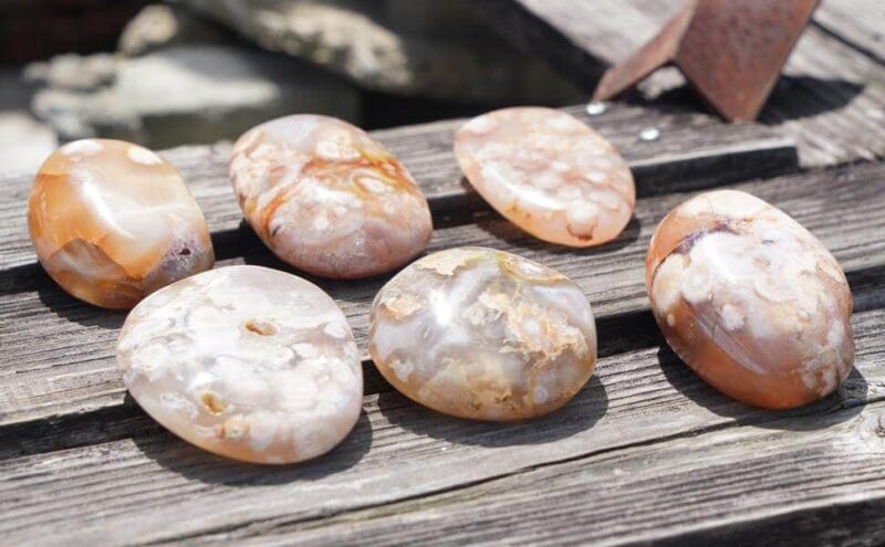 Agate Crystal Healing Properties and Benefits