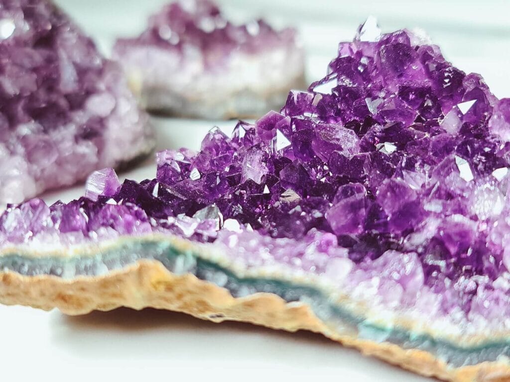 Amethyst Meaning, Healing Properties and Benefits 2025