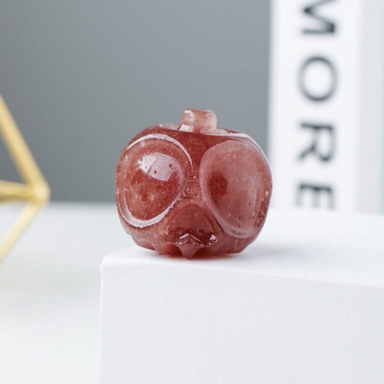 Crystal Skull Apple Carving - Nacrystal