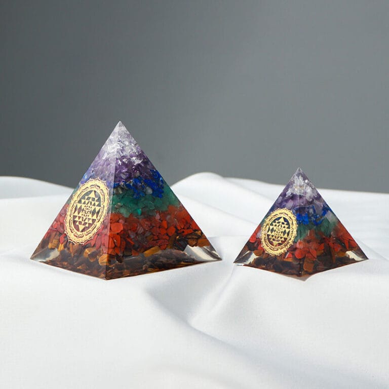 7 Chakra Pyramid Crystal for Meditation - Nacrystal.com